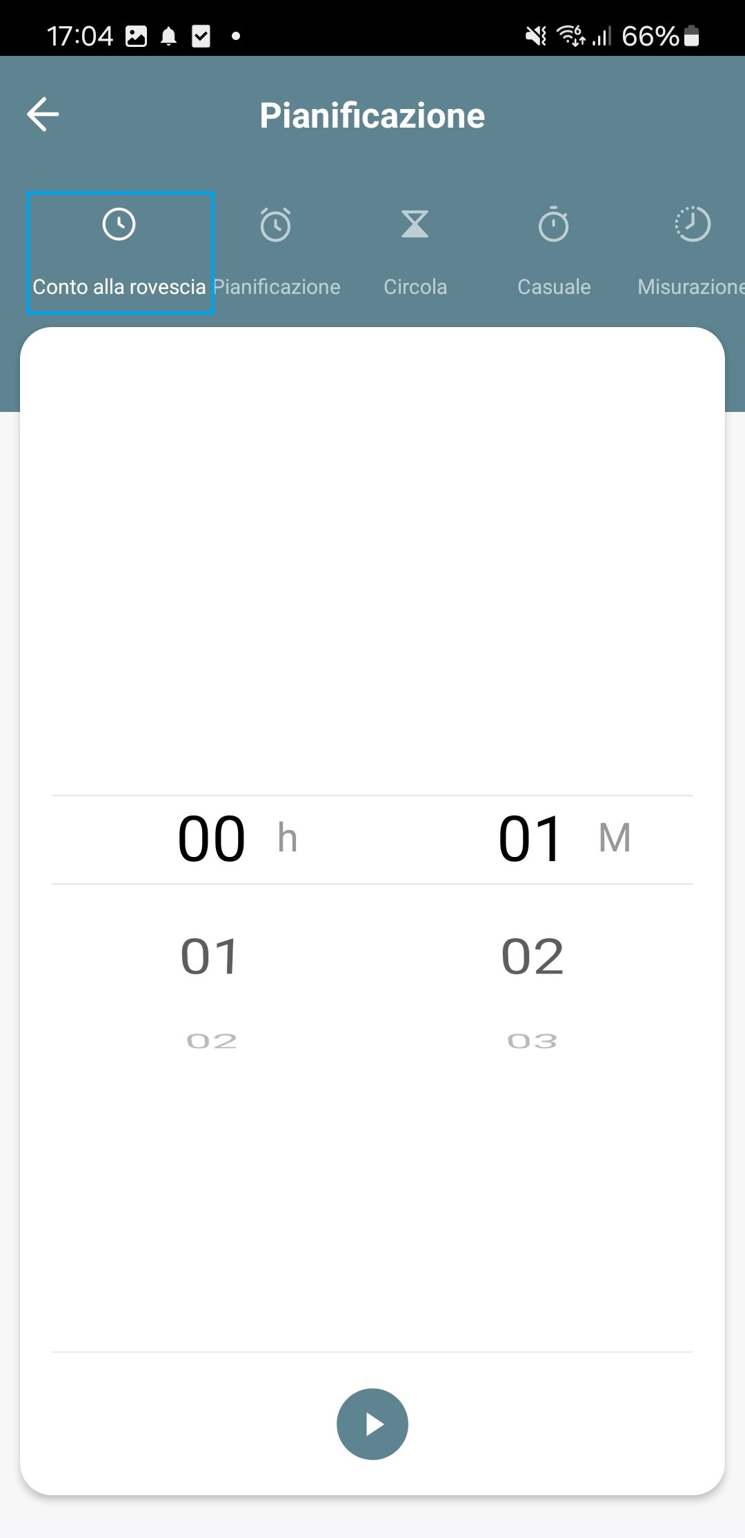 Posso configurare la Presa intelligente in modo che si spenga a orari ...